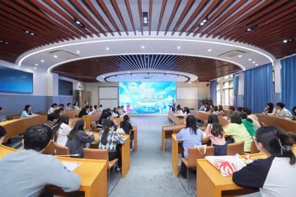 园区企业组团进校园职面未来双向奔赴 莘庄工业区 上海市闵行区人民政府网站